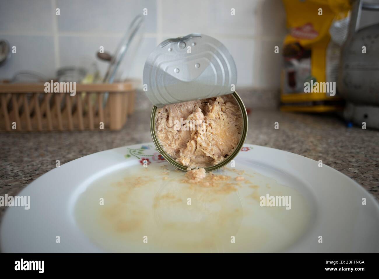 Spilled water counter hi-res stock photography and images - Alamy