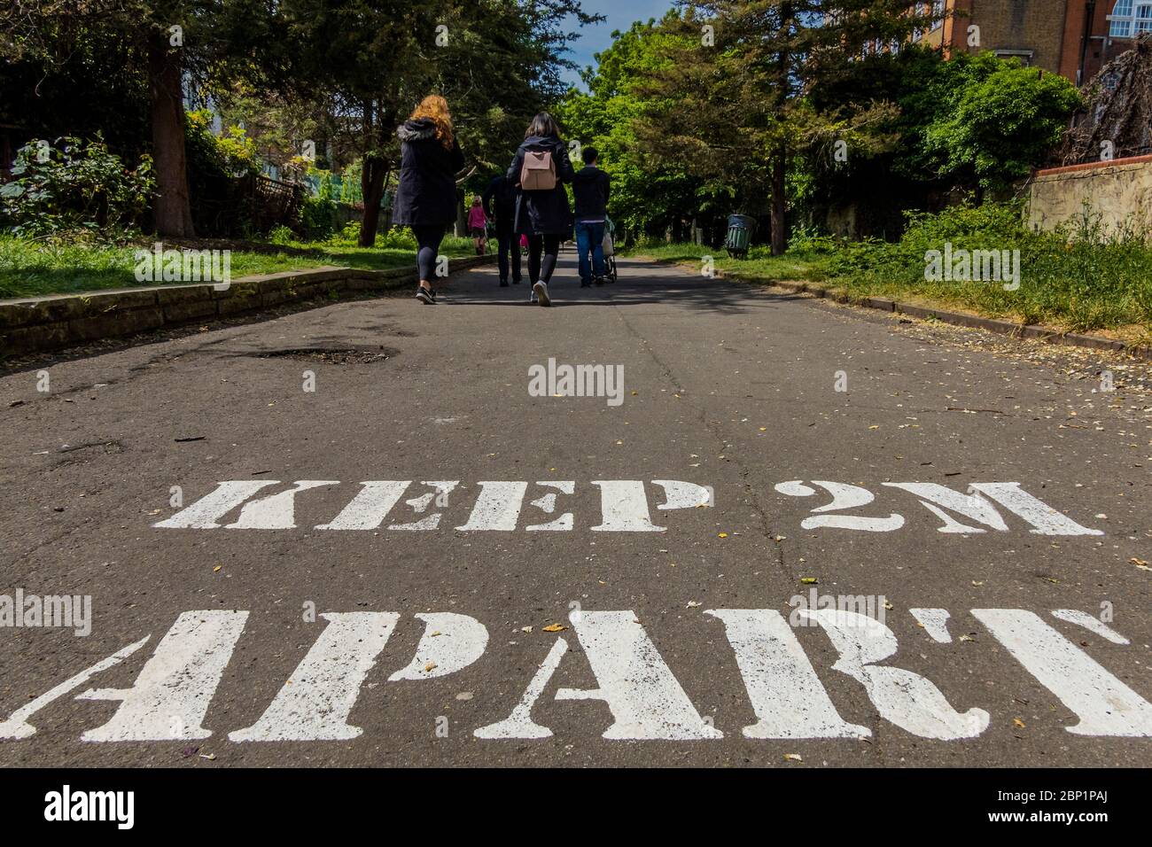 Children save our park signs hi-res stock photography and images - Alamy