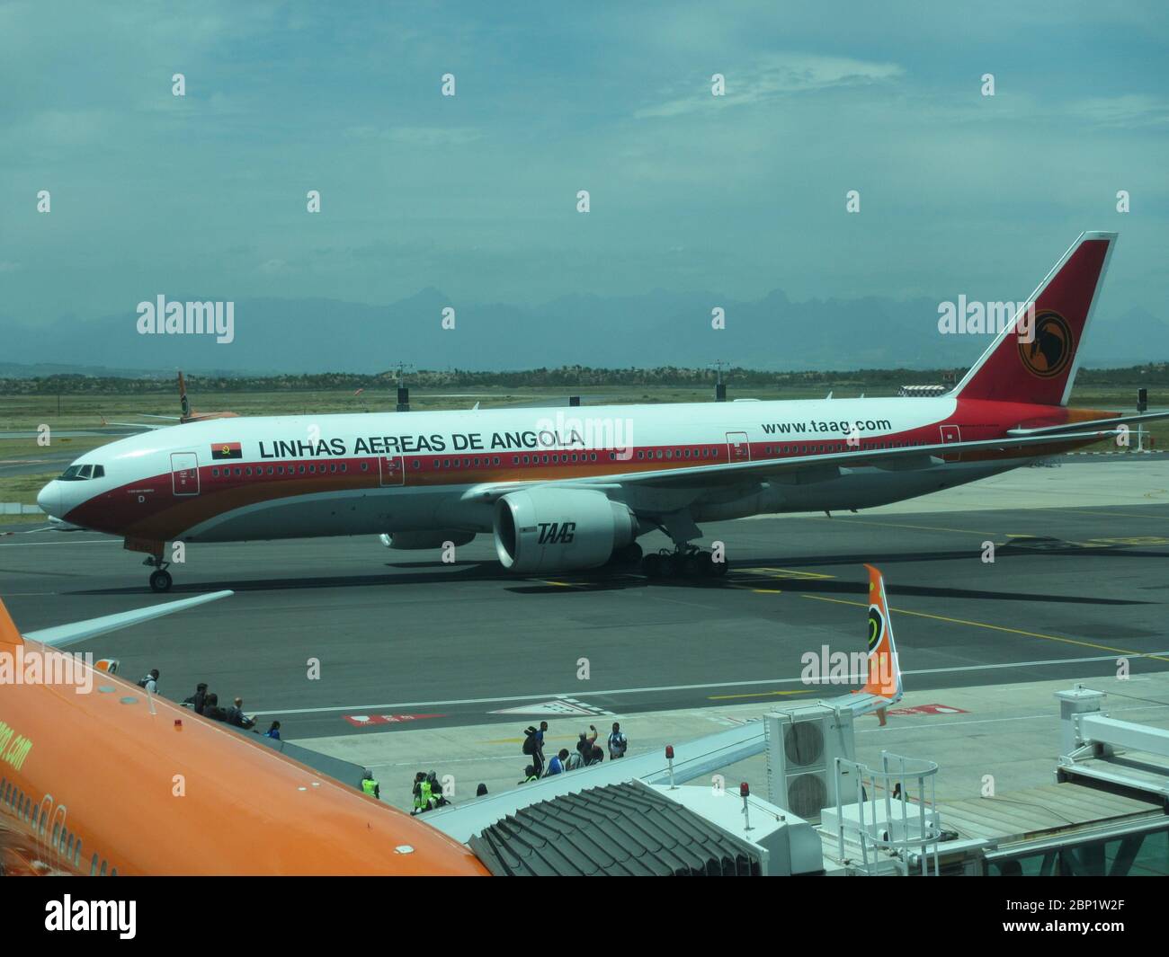 Angola airlines hi-res stock photography and images - Alamy
