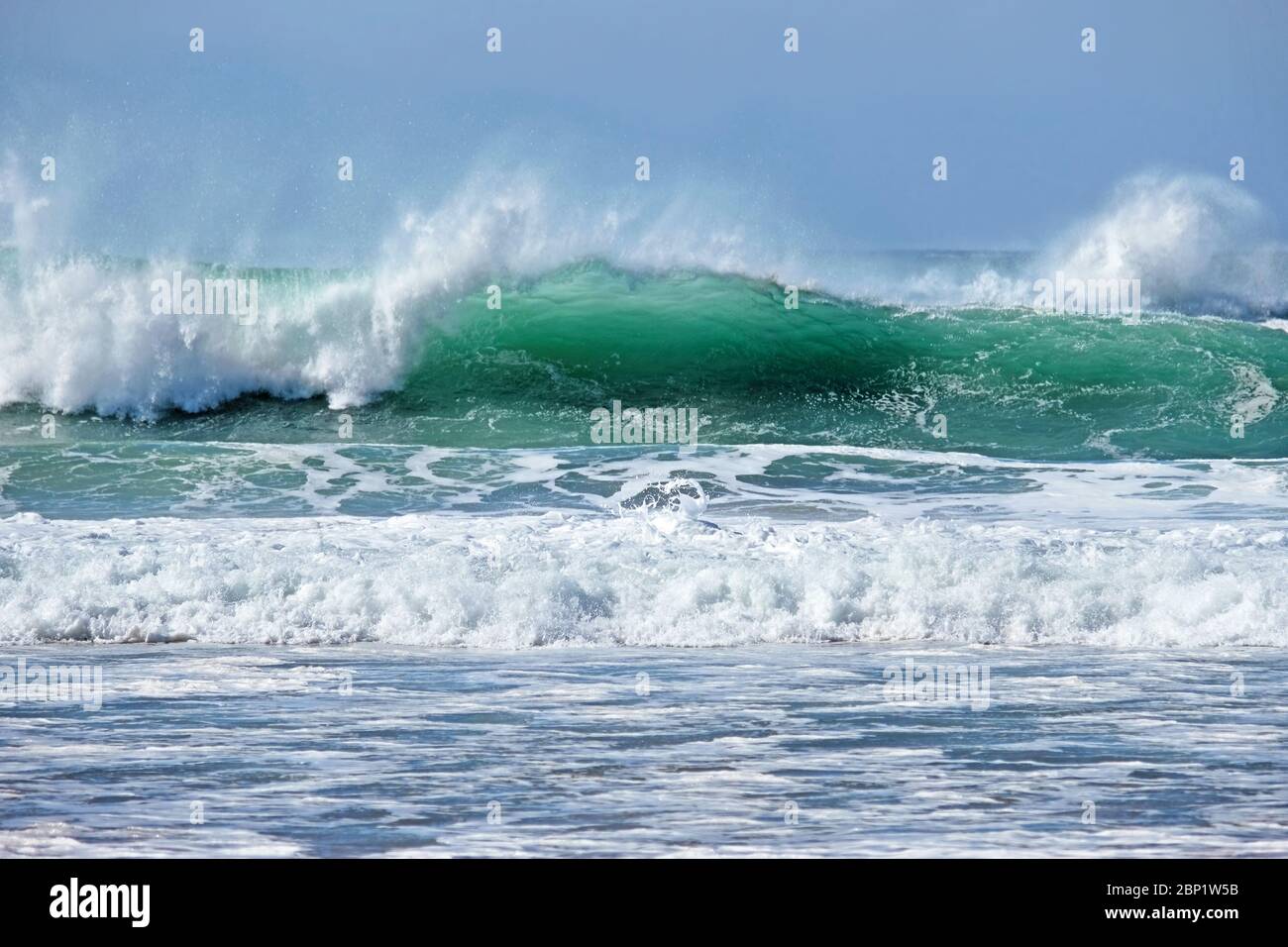 The wild atlantic ocean hi-res stock photography and images - Alamy