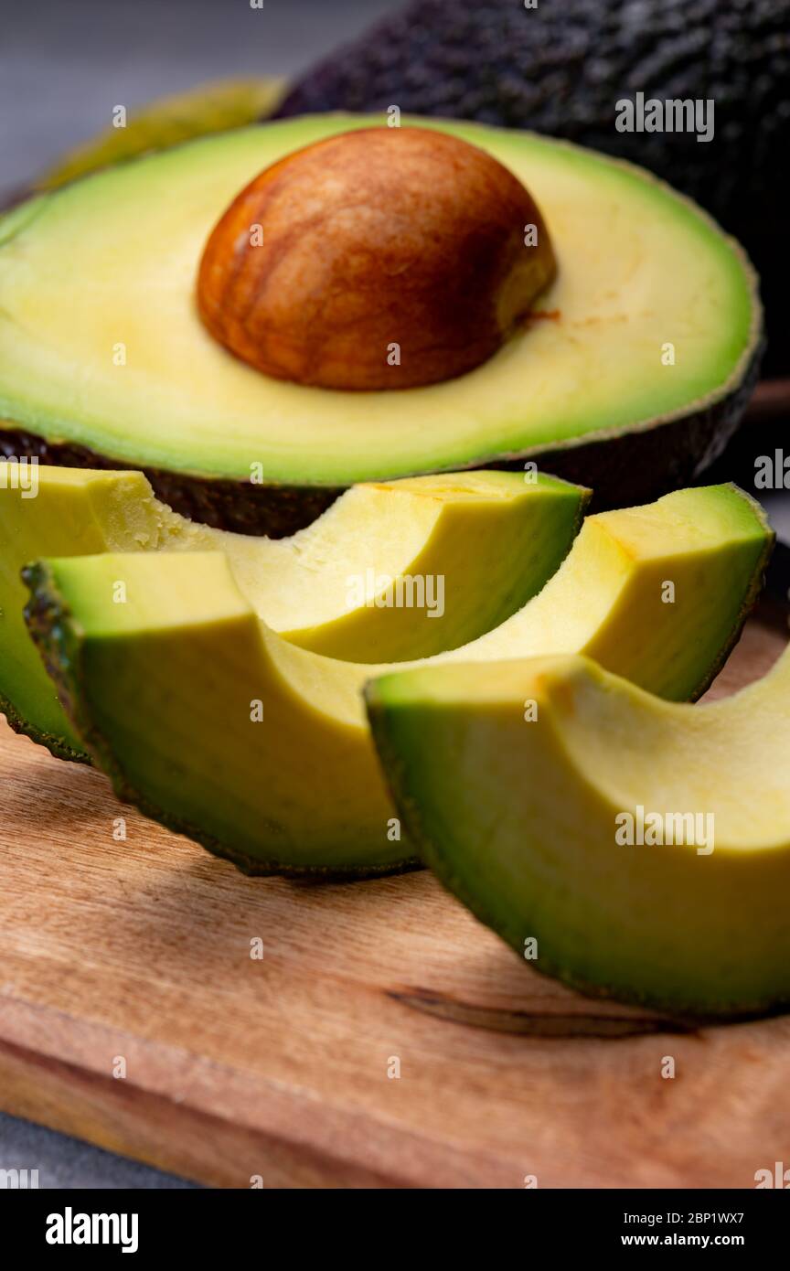 Healthy food, fresh ripe hass avocado fruit from Peru Stock Photo - Alamy