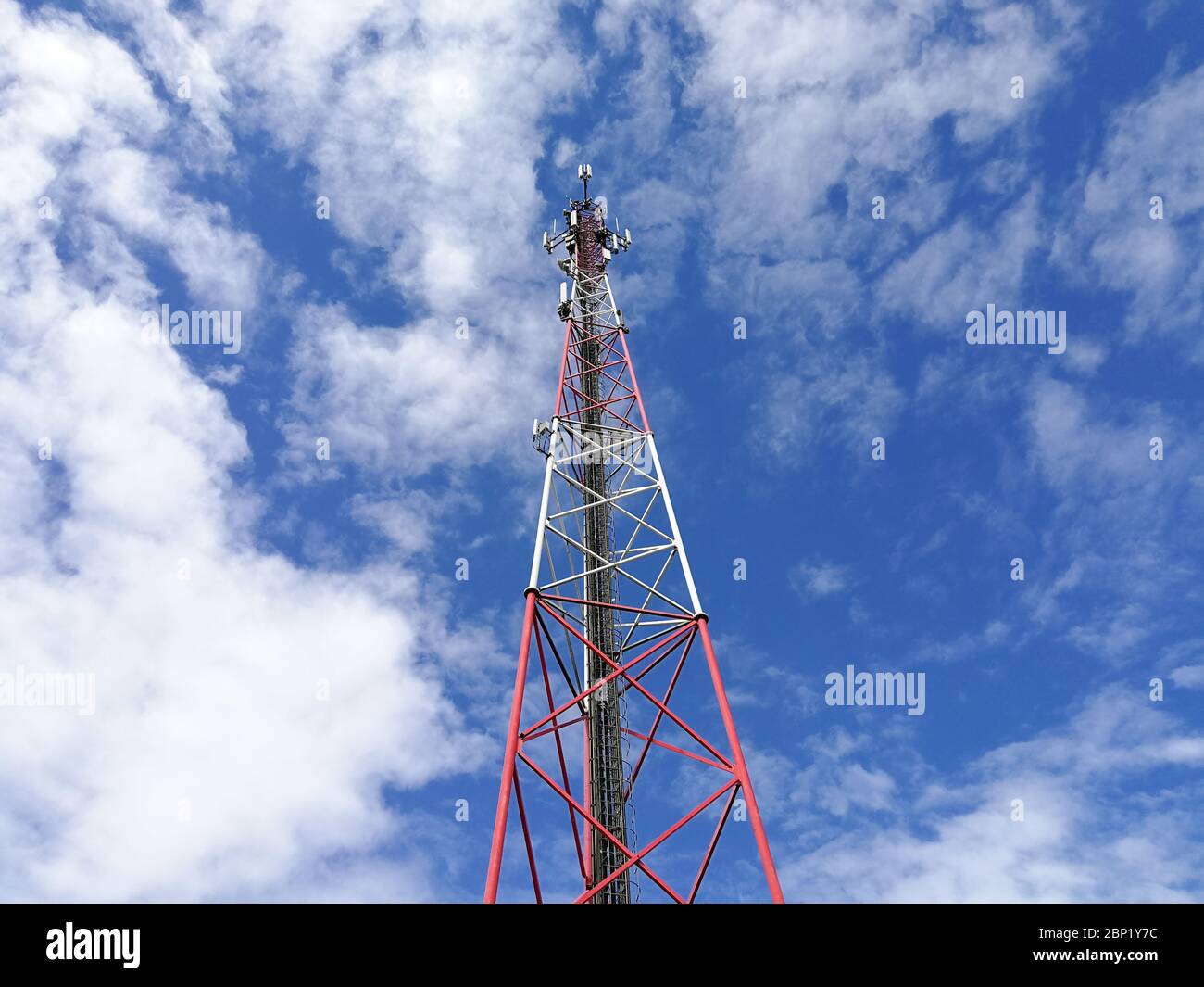 GSM (Global System for Mobile communication) base station and repeater ...