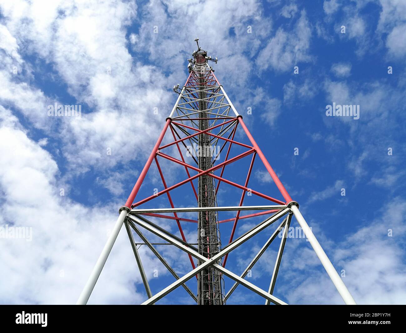 GSM (Global System for Mobile communication) base station and repeater ...