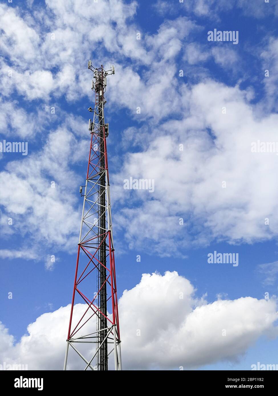 GSM (Global System for Mobile communication) base station and repeater ...