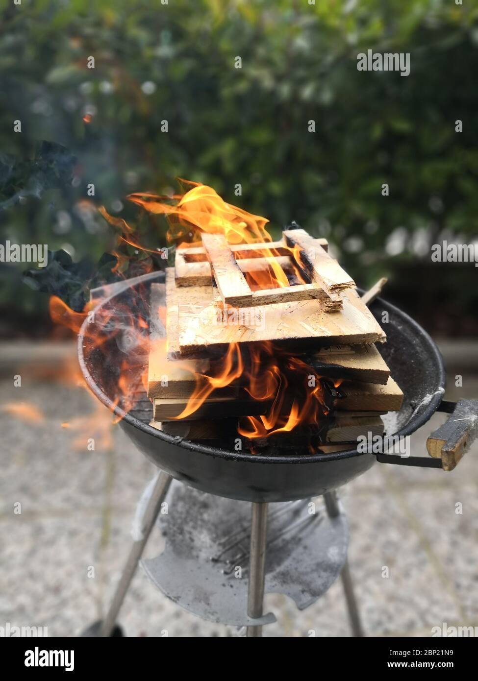 Fire and barbeque Stock Photo - Alamy