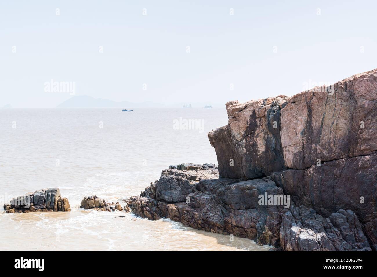 Landscape of seaside of Mount Luojia, which lies in the Lotus Sea to ...