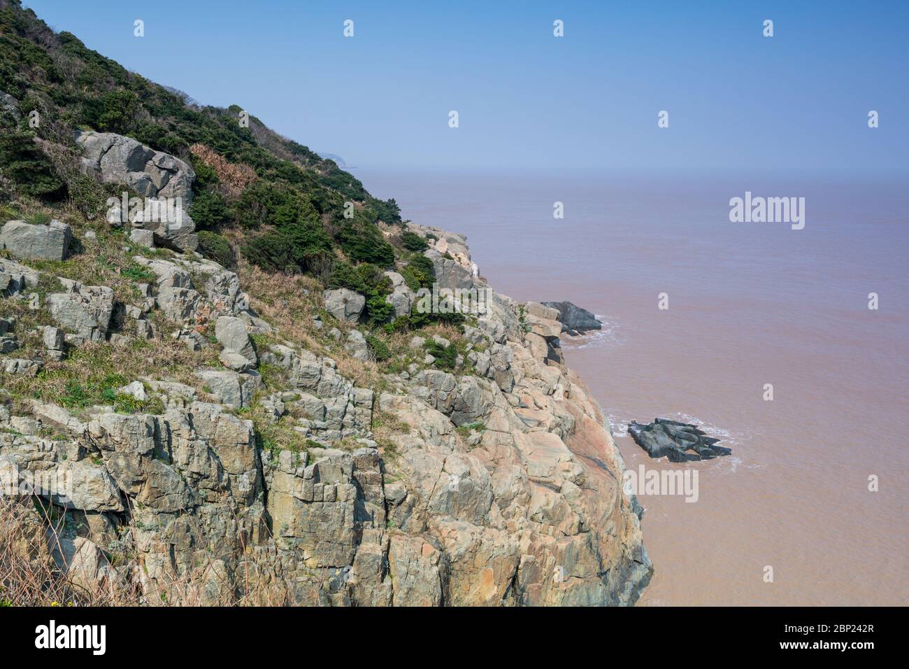 Landscape of seaside of Mount Luojia, which lies in the Lotus Sea to ...