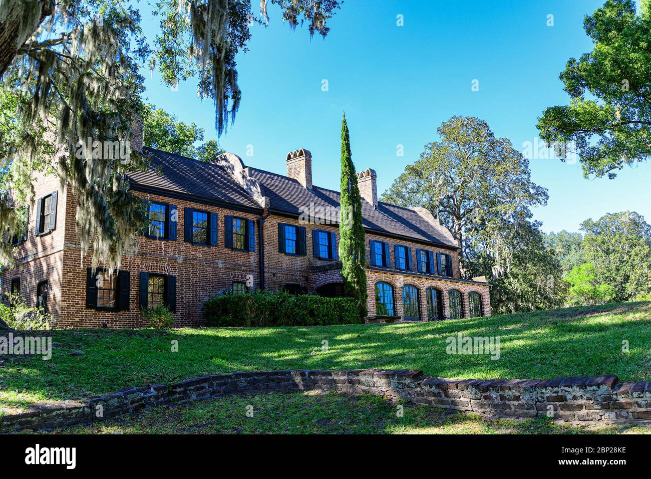 Charleston south carolina middleton place hi-res stock photography and ...