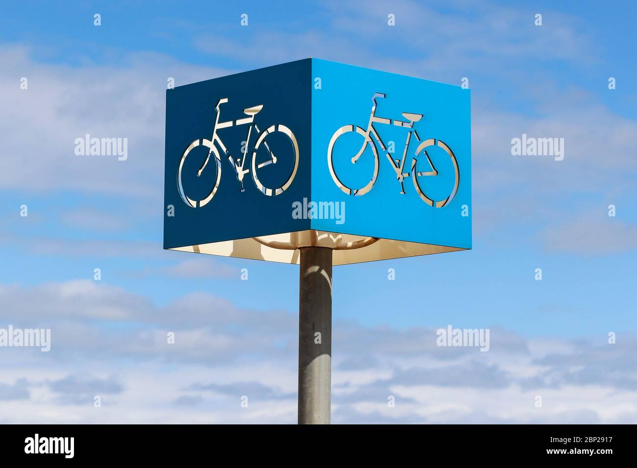 Sign signage cycle bike bicycle hi-res stock photography and images - Alamy