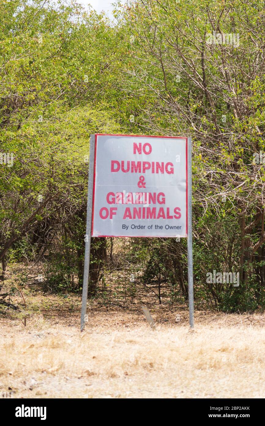 Road sign prohibiting the grazing of animal Stock Photo - Alamy
