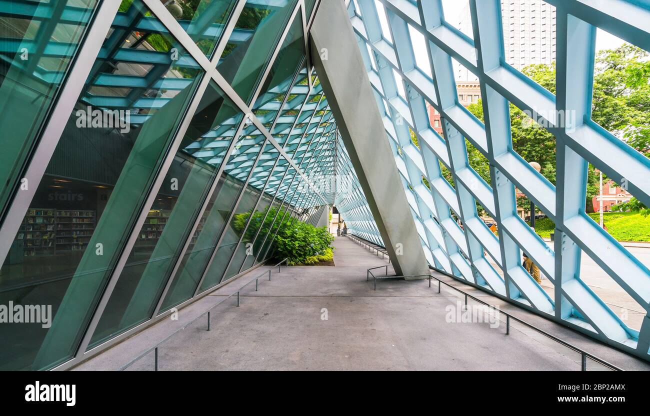 Seattle downtown library hi-res stock photography and images - Alamy