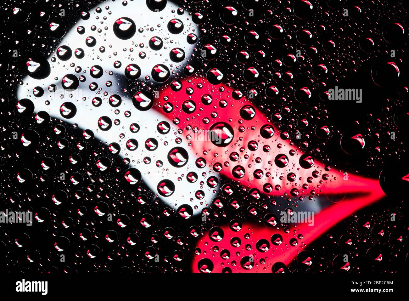 Girl water glass level hi-res stock photography and images - Alamy
