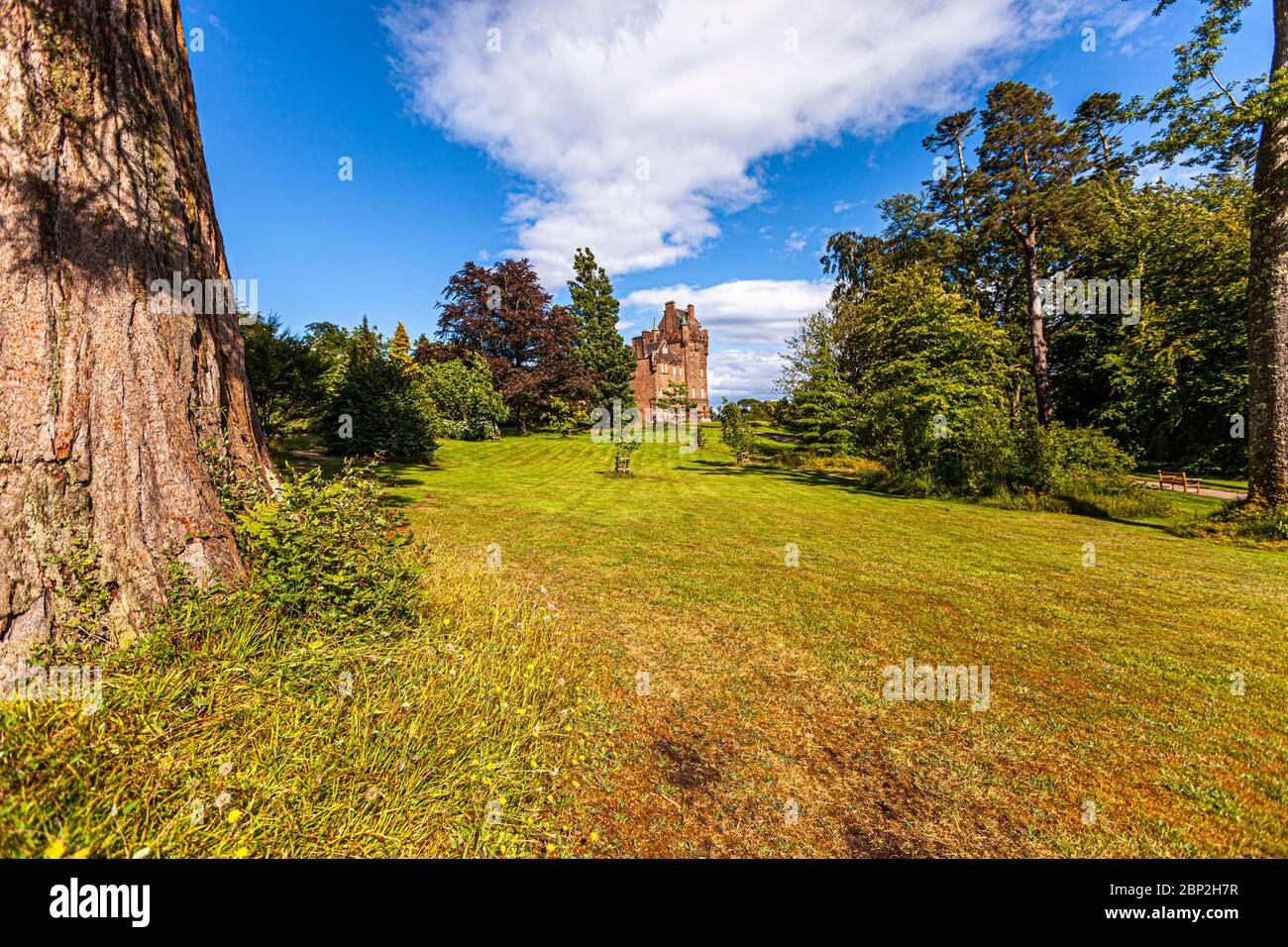 Brodick castle hi-res stock photography and images - Alamy