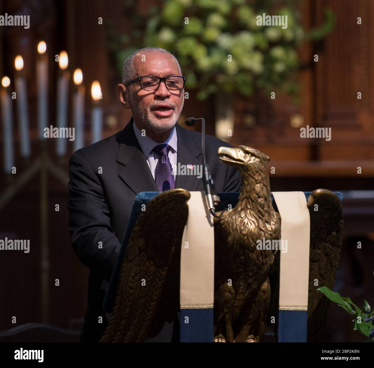 Bruce McCandless Funeral Service Former NASA Administrator Charlie ...