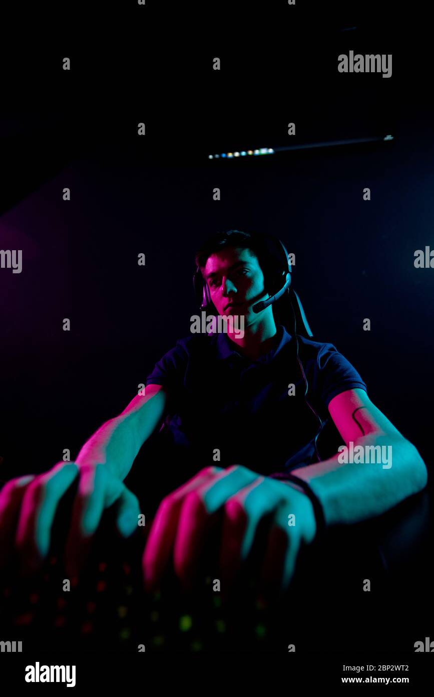 Consulting key on the keyboard hi-res stock photography and images - Alamy