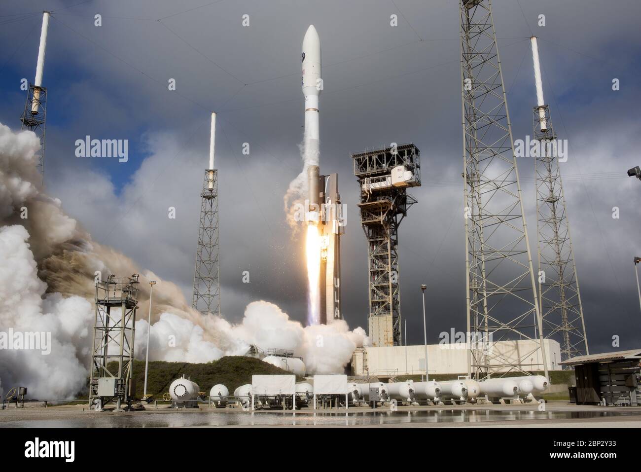 A United Launch Alliance Atlas V rocket lifts off at 9:14 AM for Space ...