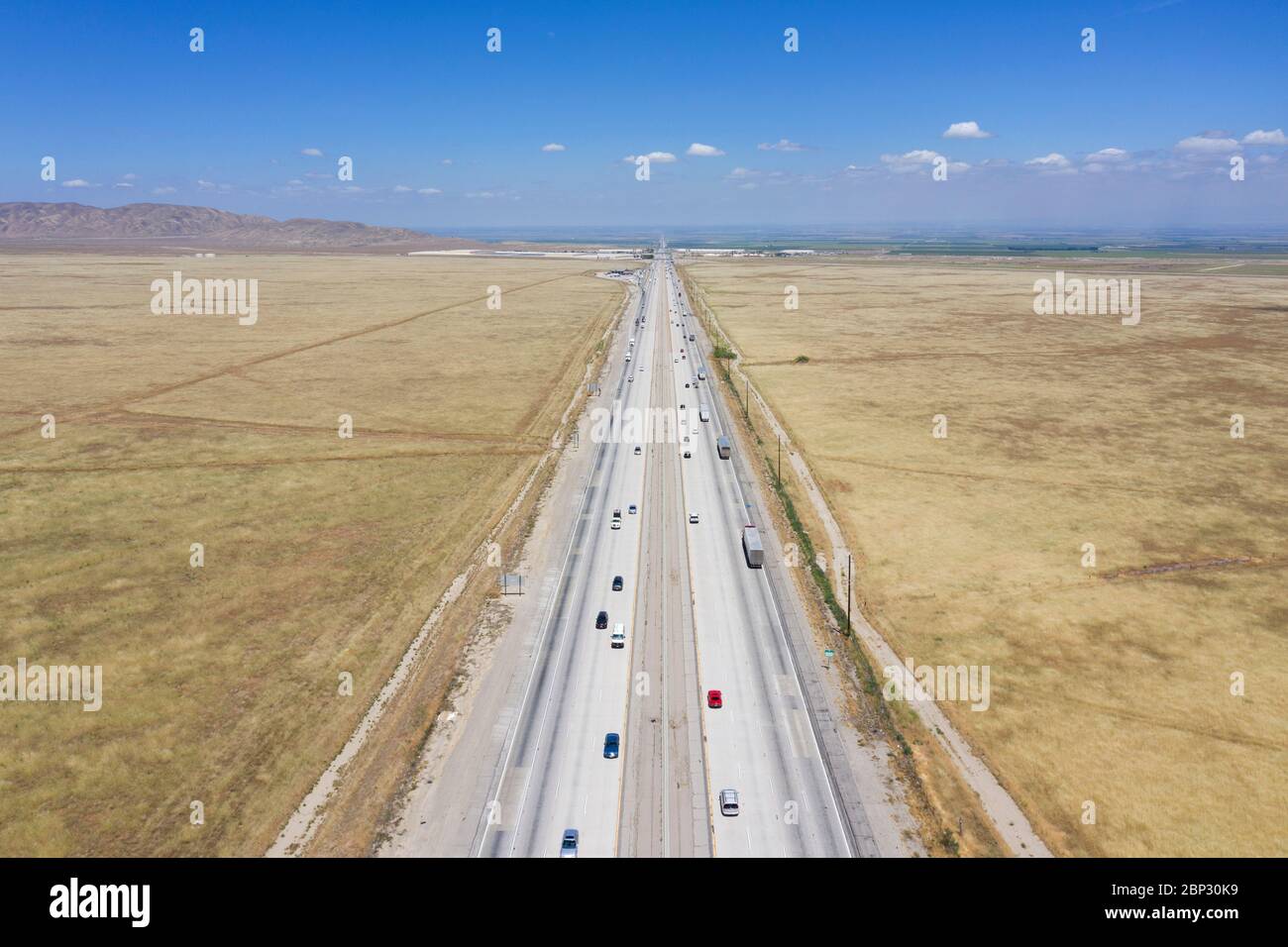 Parallel crossing hi-res stock photography and images - Alamy