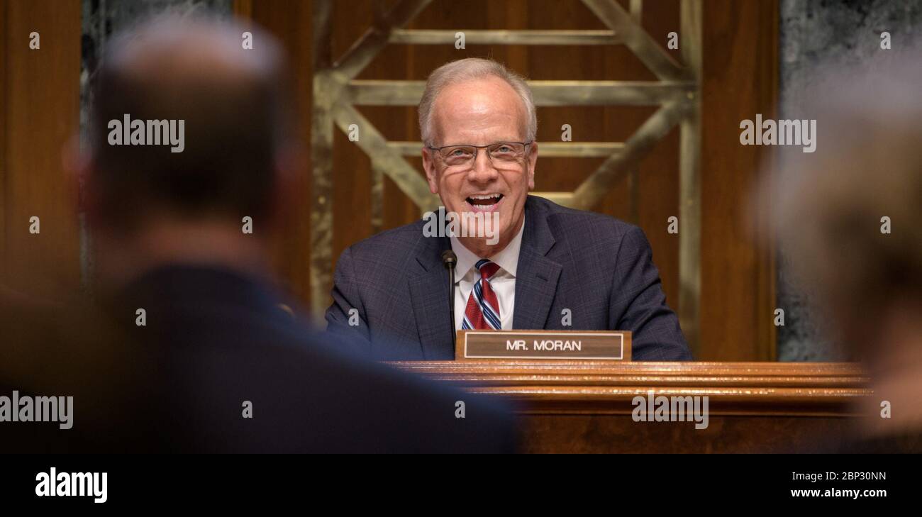 Jerry moran hi-res stock photography and images - Alamy