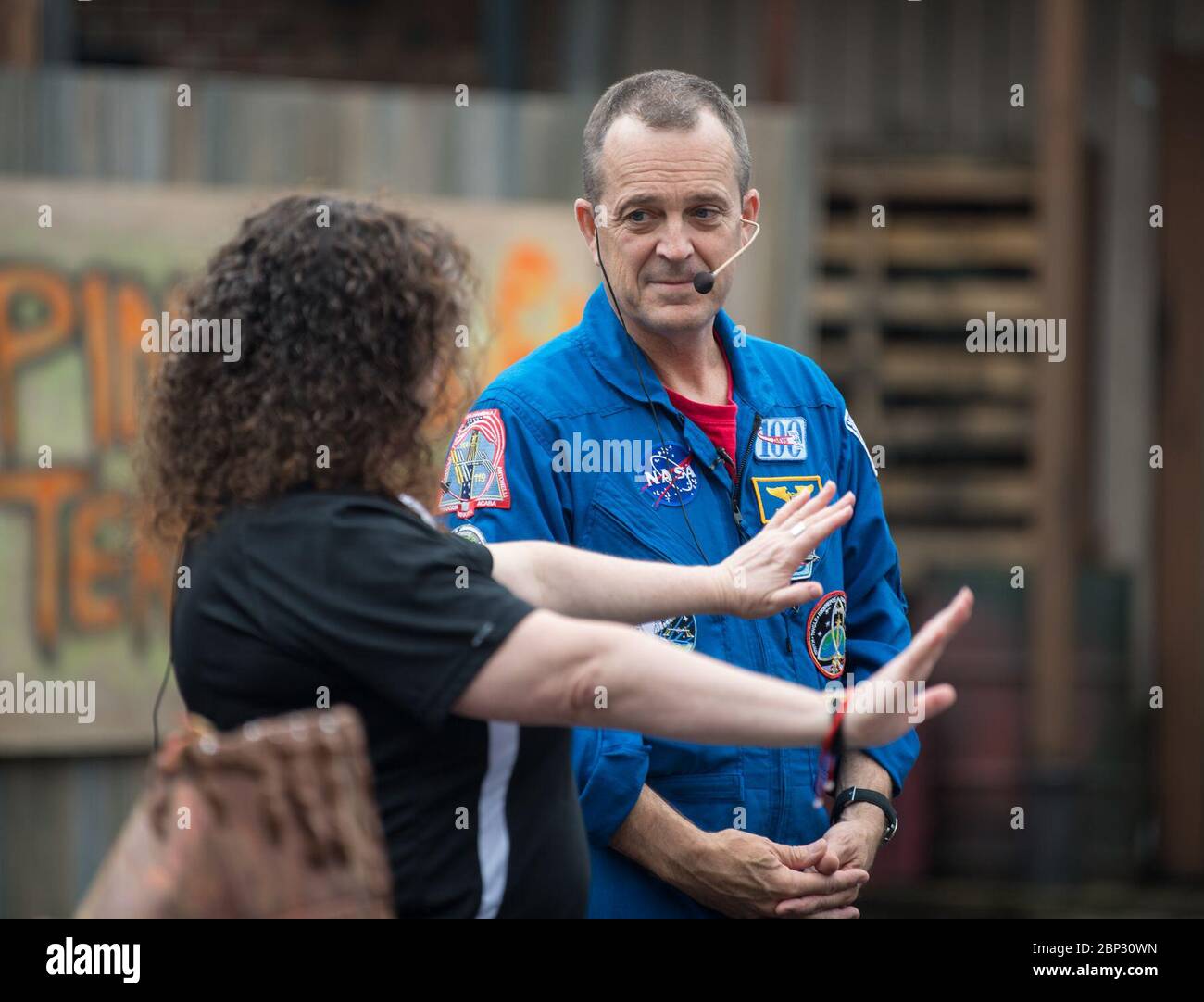 Solar array wings hi-res stock photography and images - Alamy