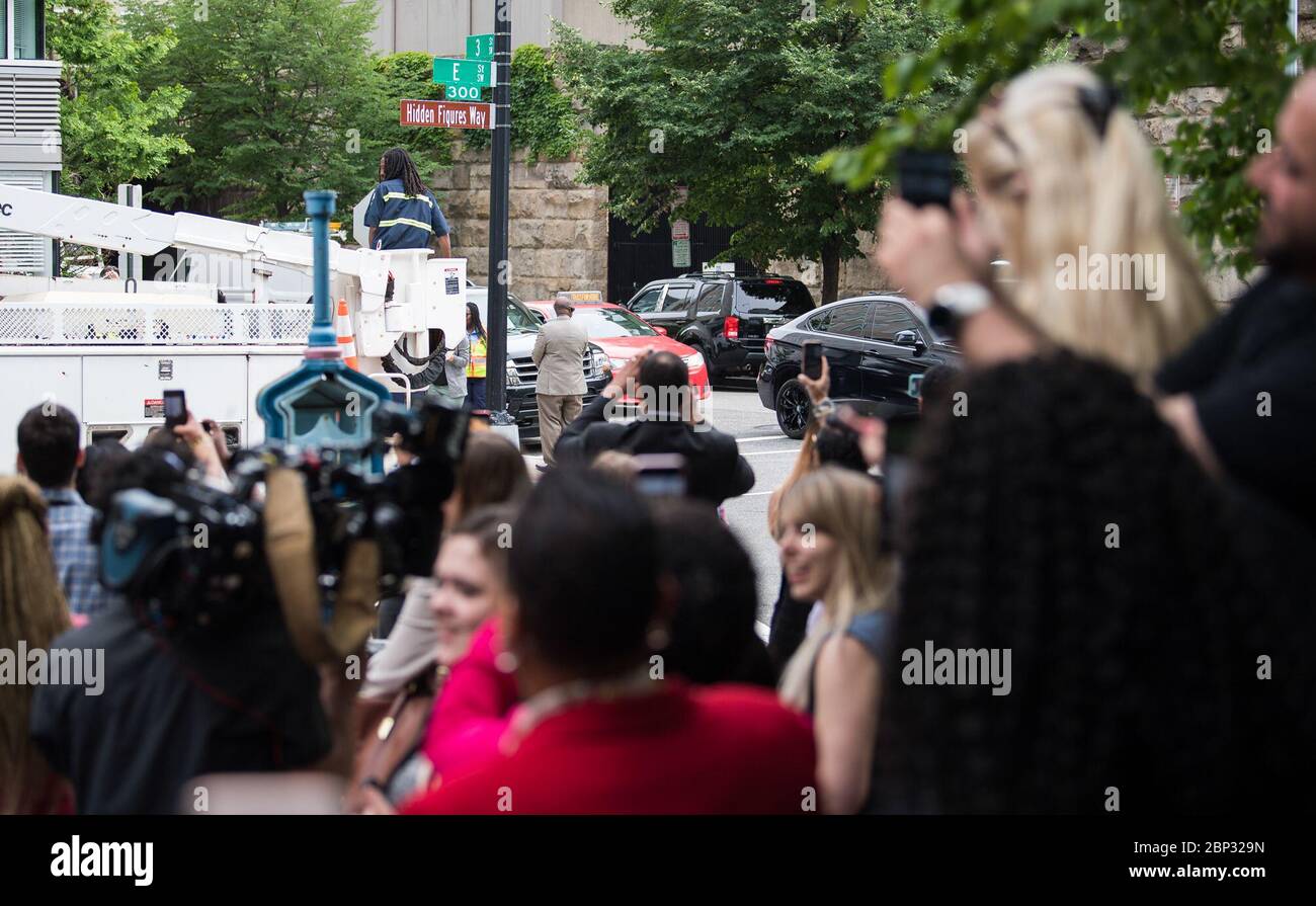 Katherine johnson building hi-res stock photography and images - Alamy