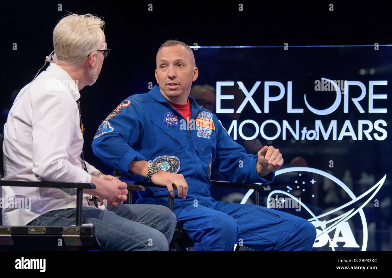 Adam Savage, host of 'Savage Builds', interviews NASA astronaut Randy ...