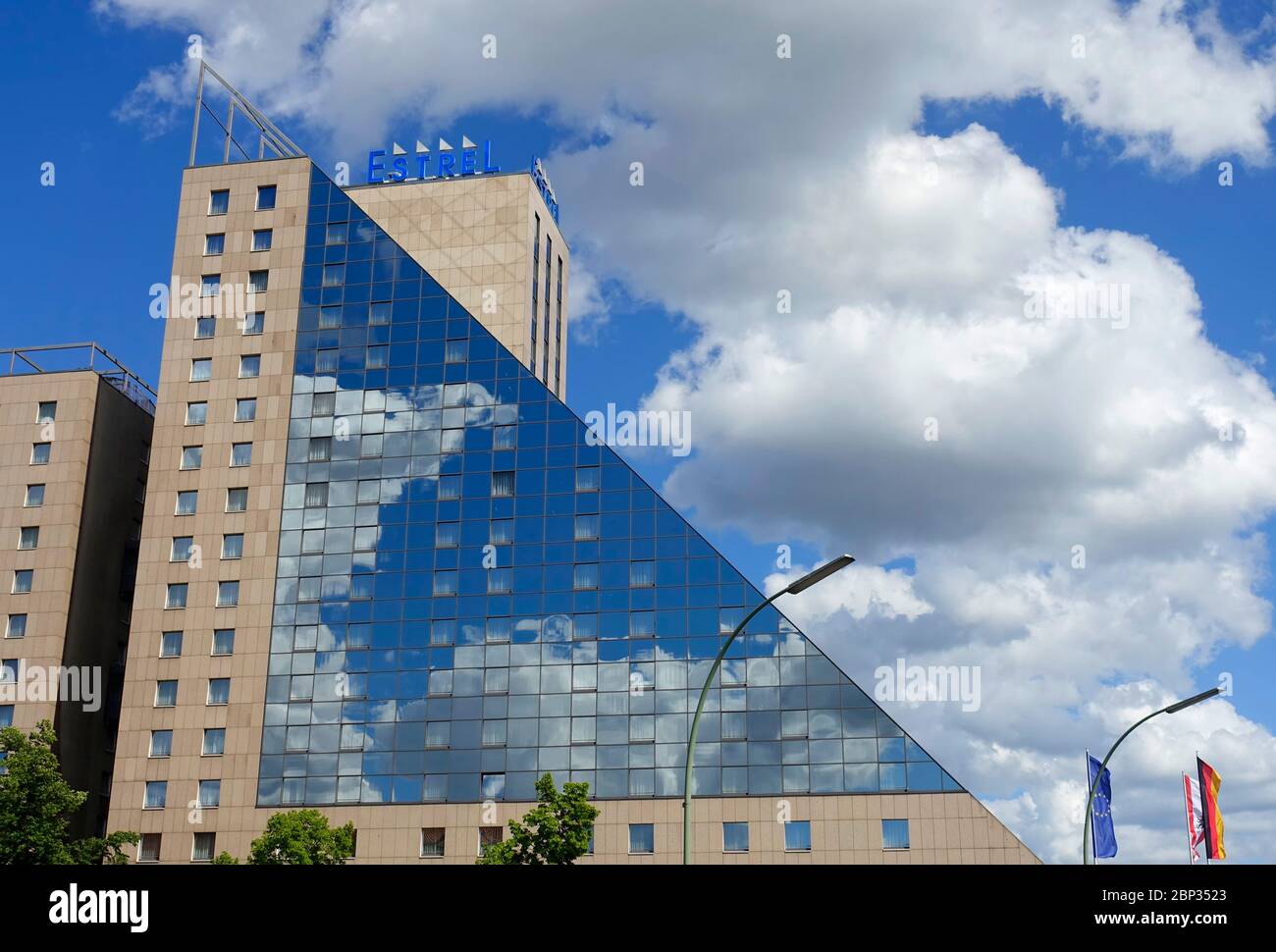 The Estrel Berlin is Europe’s largest convention, entertainment, and ...