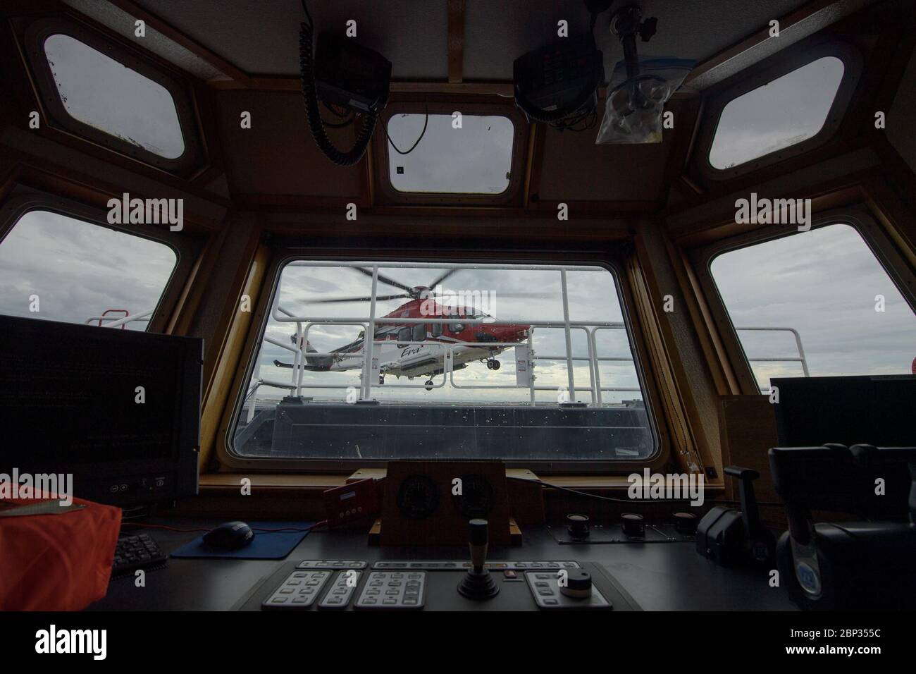 Emergency procedures helicopter hi-res stock photography and images - Alamy