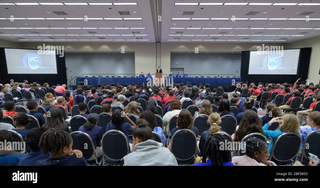 Garrett reisman hi-res stock photography and images - Alamy