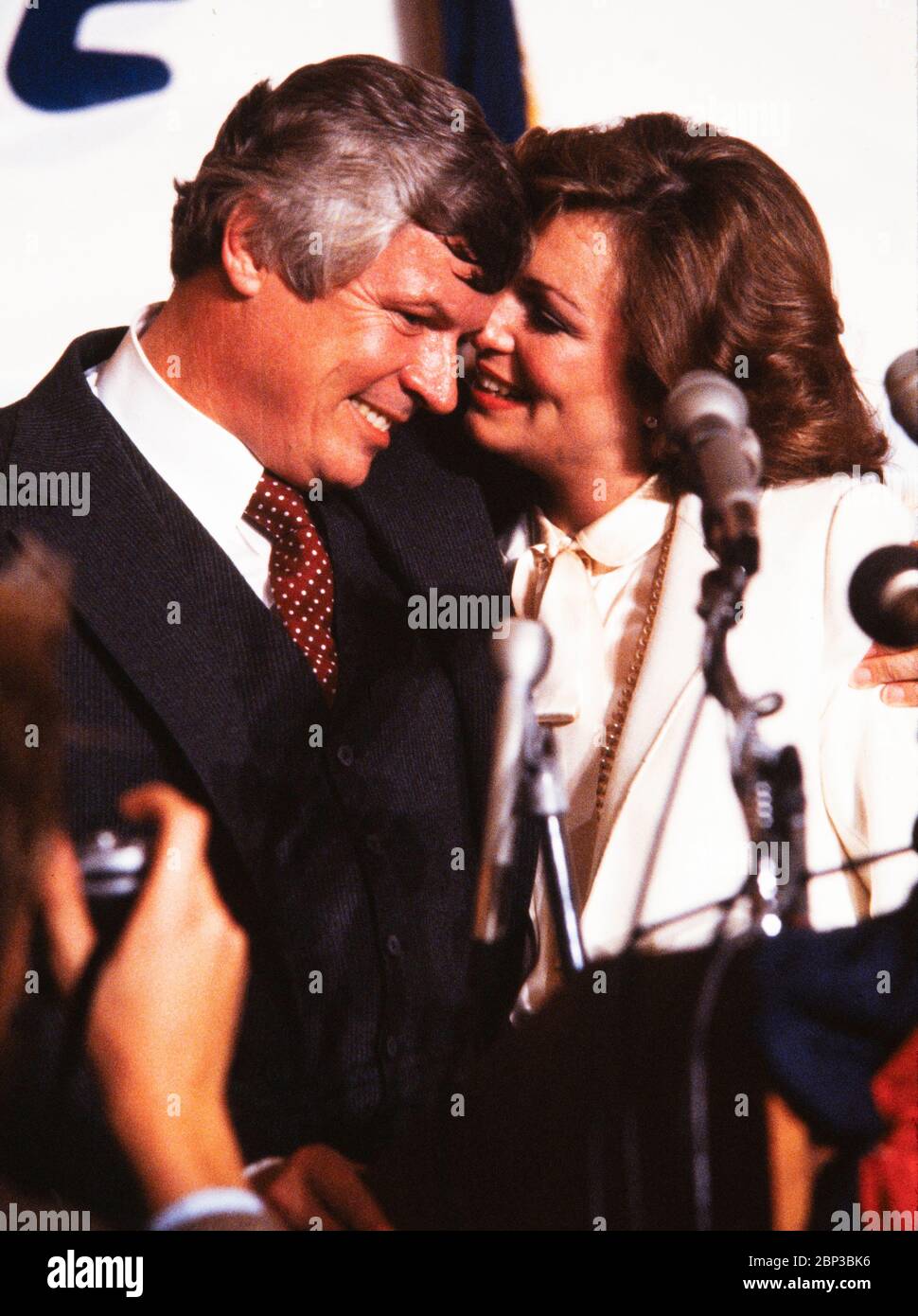 Phyllis George with husband and Kentucky governor elect John Y Brown on ...