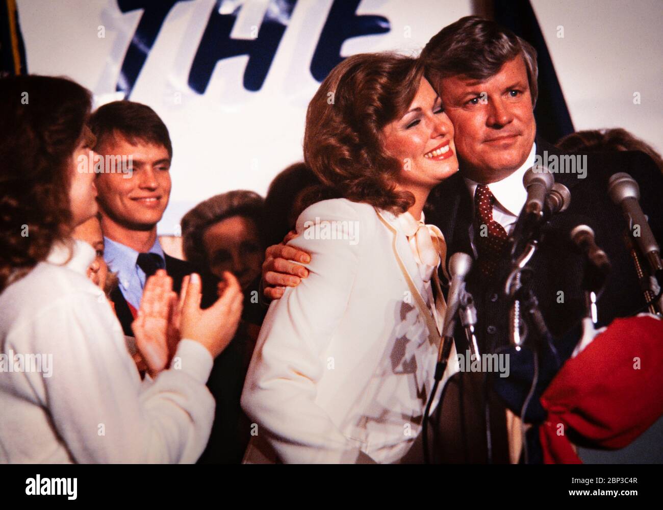 Phyllis George with husband and Kentucky governor elect John Y Brown on ...