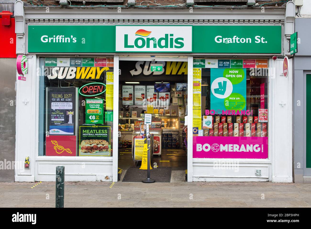 The impact of the pandemic on mental health hi-res stock photography ...