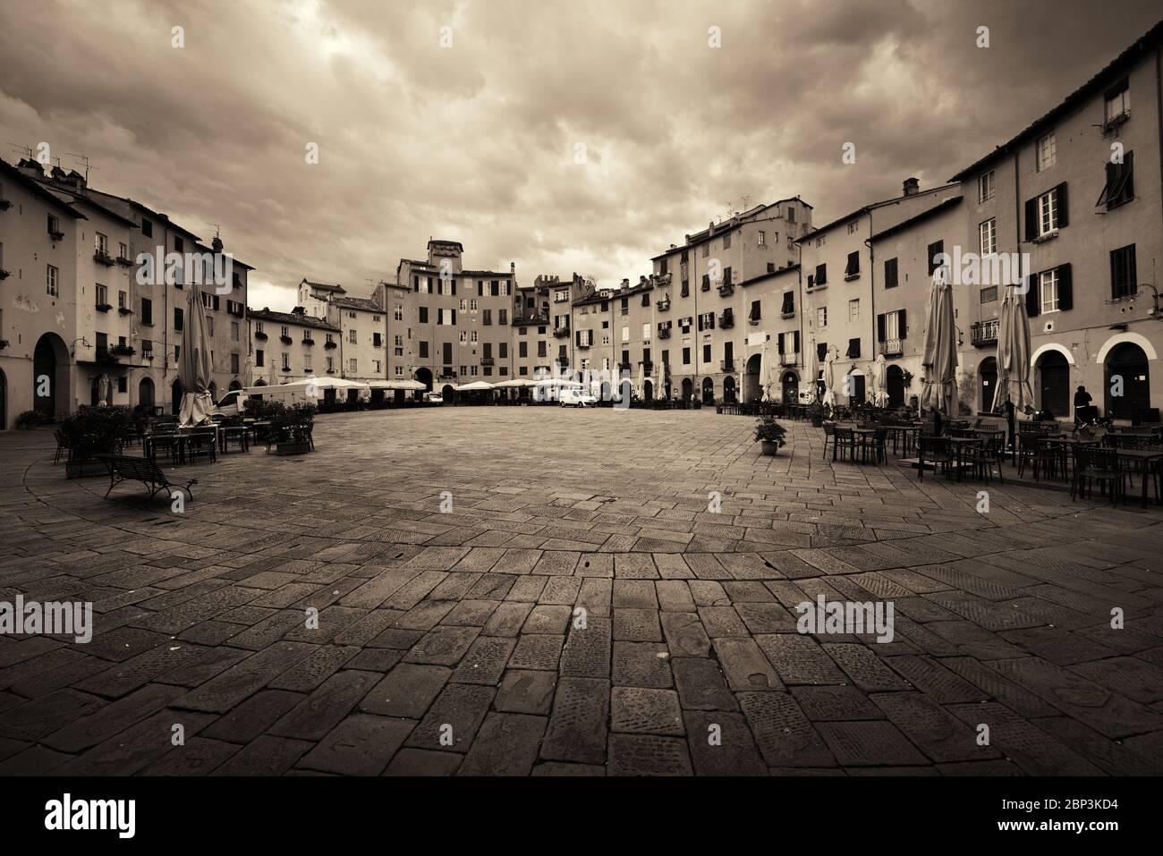 Piazza dell Anfiteatro in Lucca Italy Stock Photo - Alamy