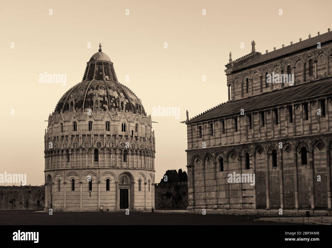Pisa Piazza dei Miracoli with church dome in Italy Stock Photo - Alamy