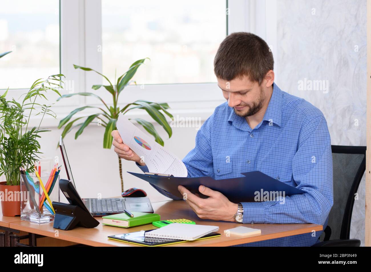 Inspector documents hi-res stock photography and images - Alamy