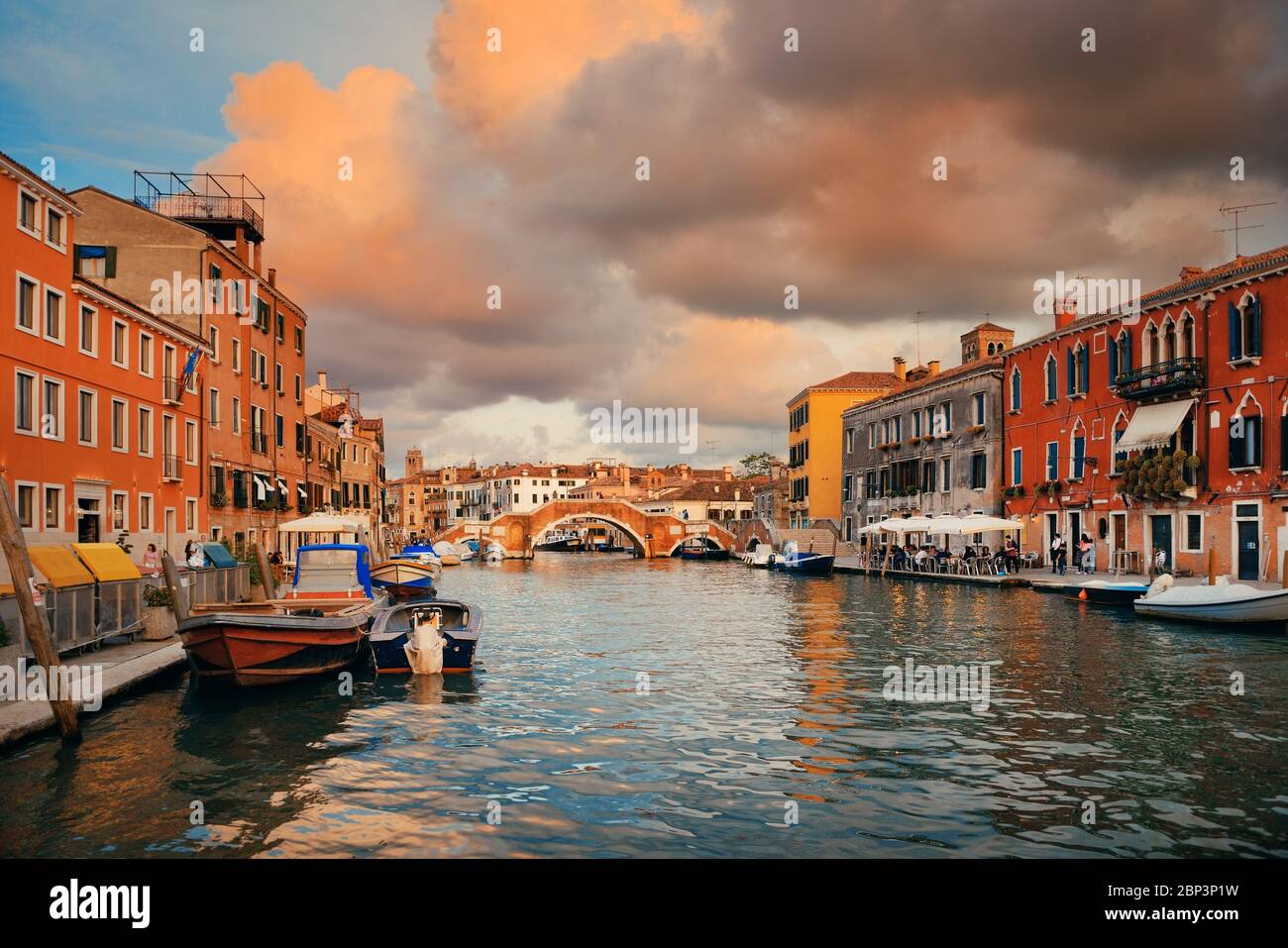 Venice grand canal sunset view with historical buildings. Italy Stock ...
