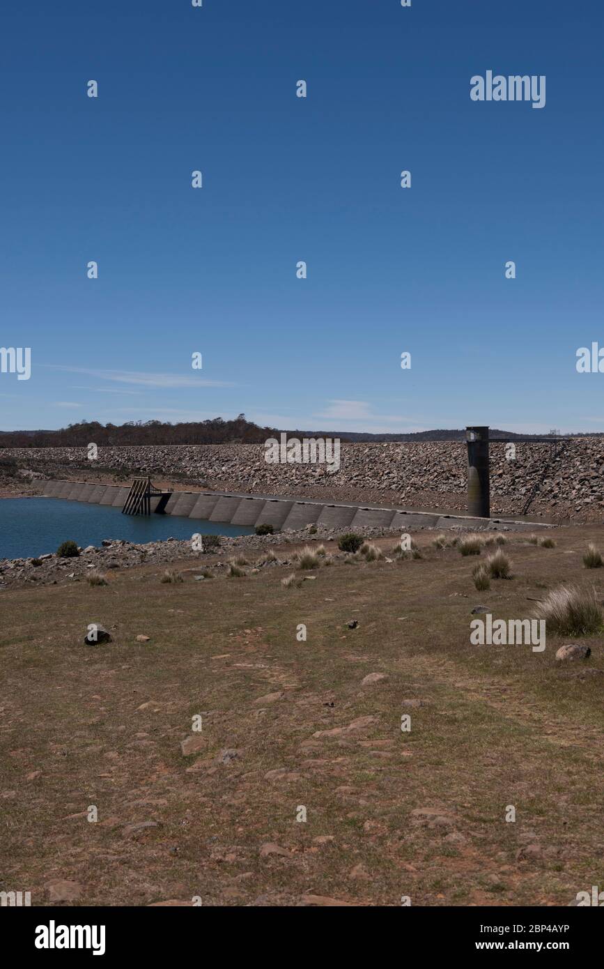 Miena dam hi-res stock photography and images - Alamy