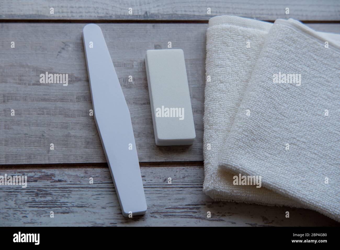 Woman hand without nail polish hi-res stock photography and images - Alamy