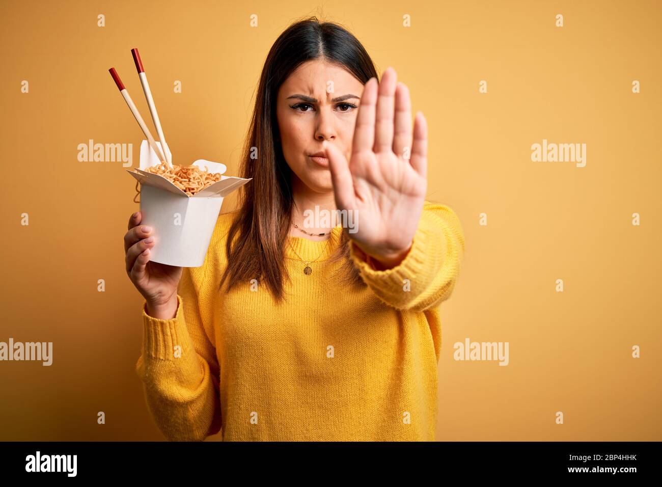 Noodle stop hi-res stock photography and images - Alamy