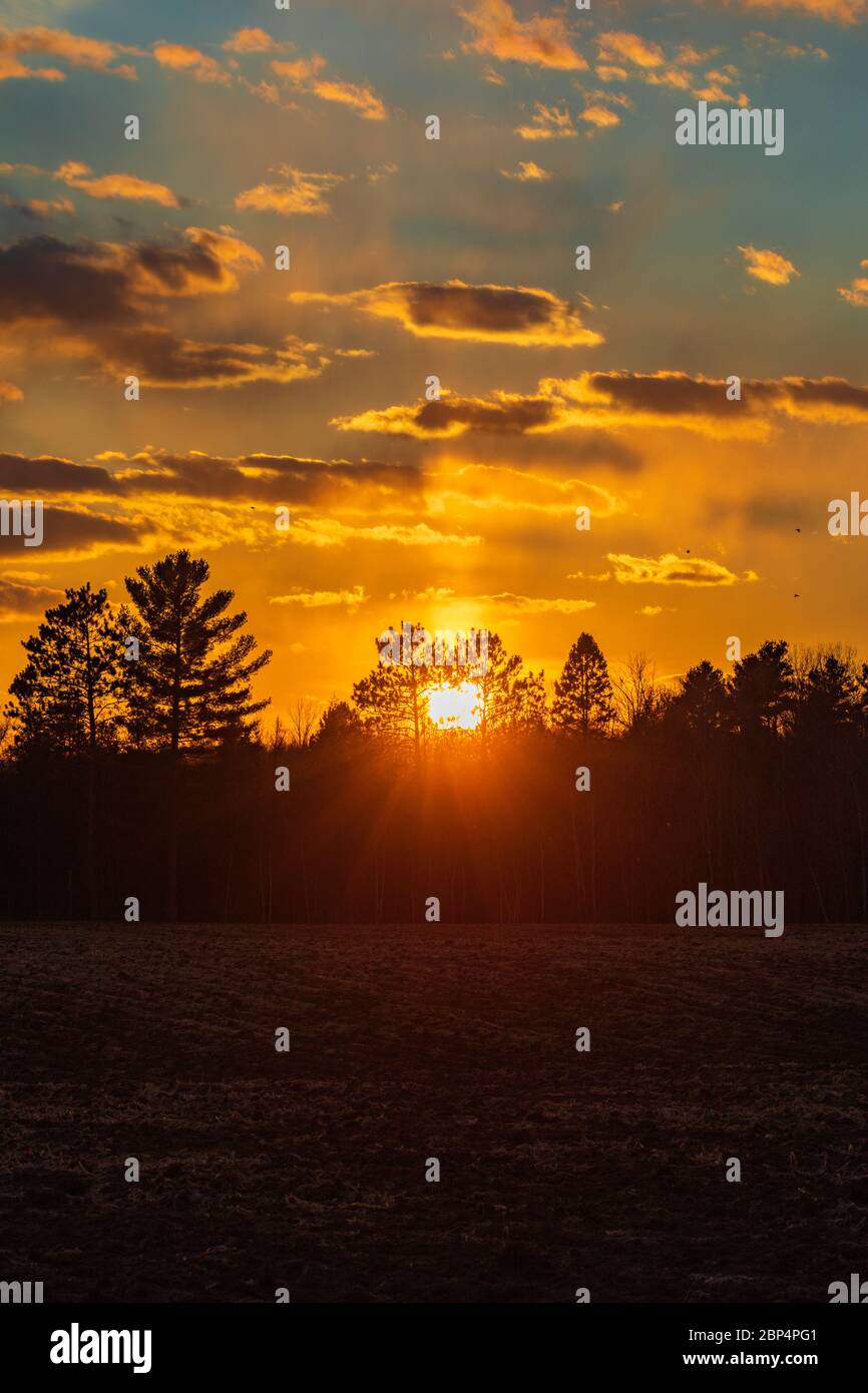 Wisconsin country sunset hi-res stock photography and images - Alamy