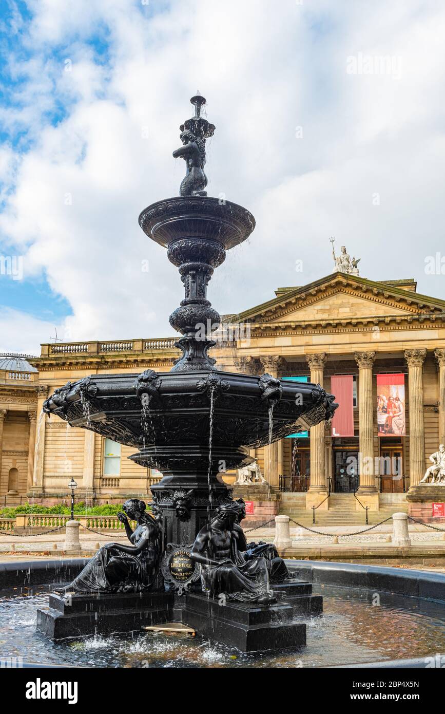 Fountain in liverpool hi-res stock photography and images - Alamy