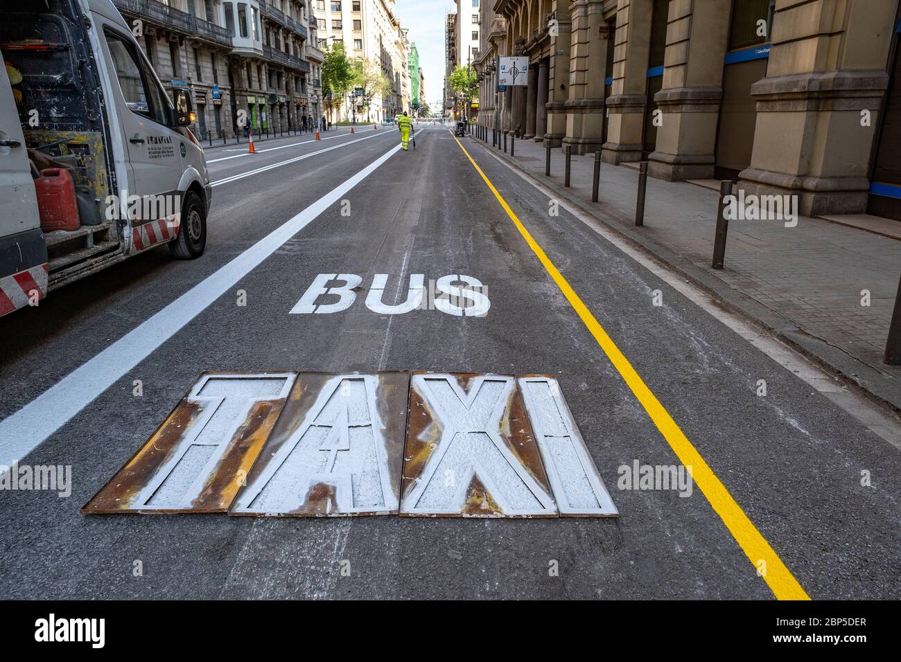 New km signs hi-res stock photography and images - Alamy