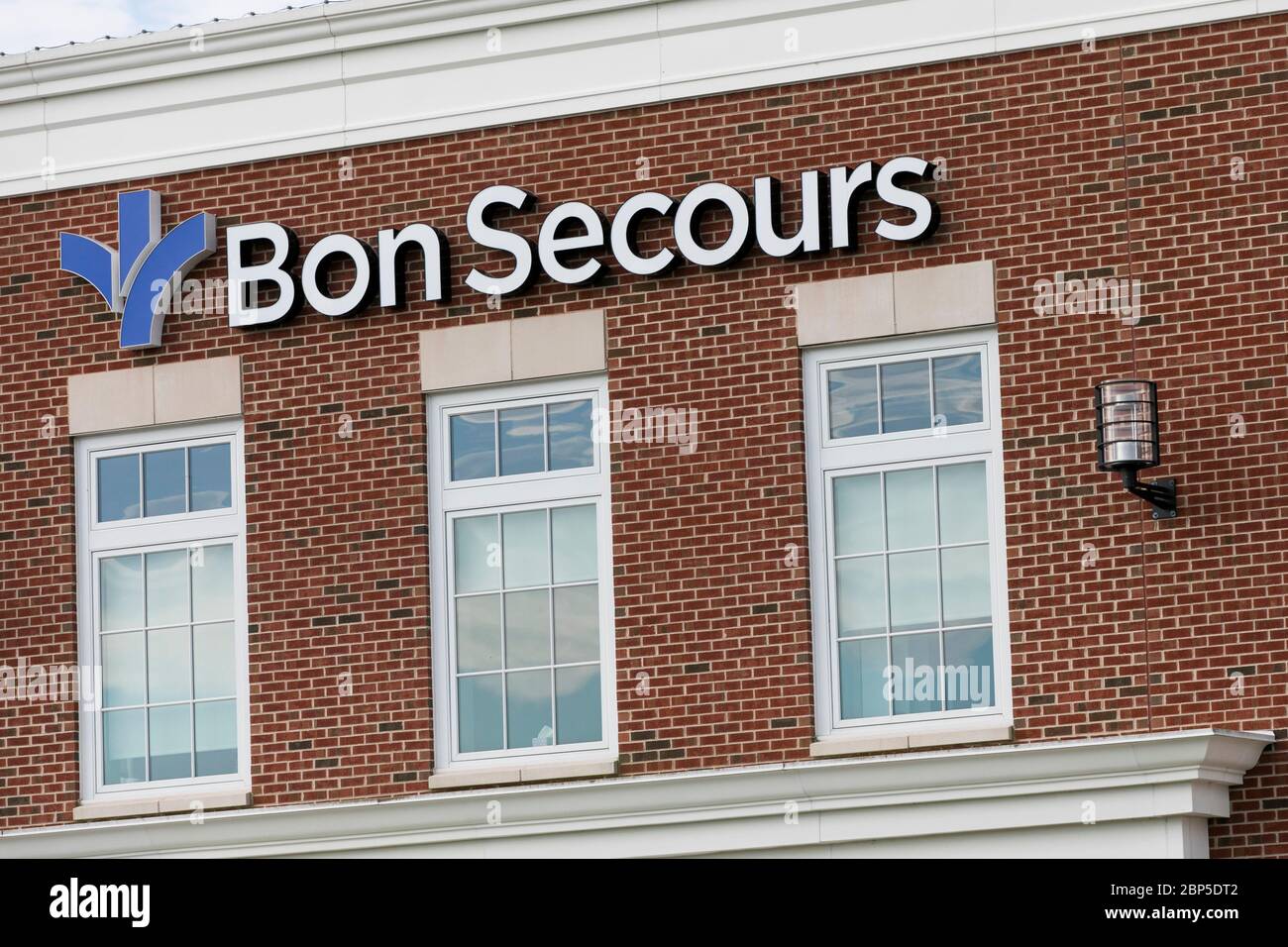 Bon secours hi-res stock photography and images - Alamy