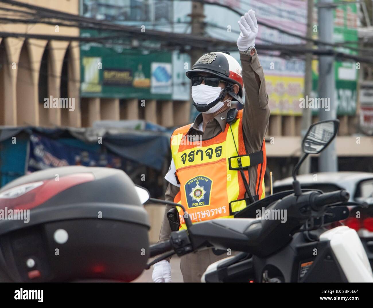 Thai police officer hi-res stock photography and images - Alamy