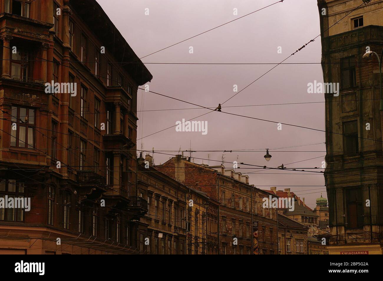 Overhead streetcar lines hi-res stock photography and images - Alamy