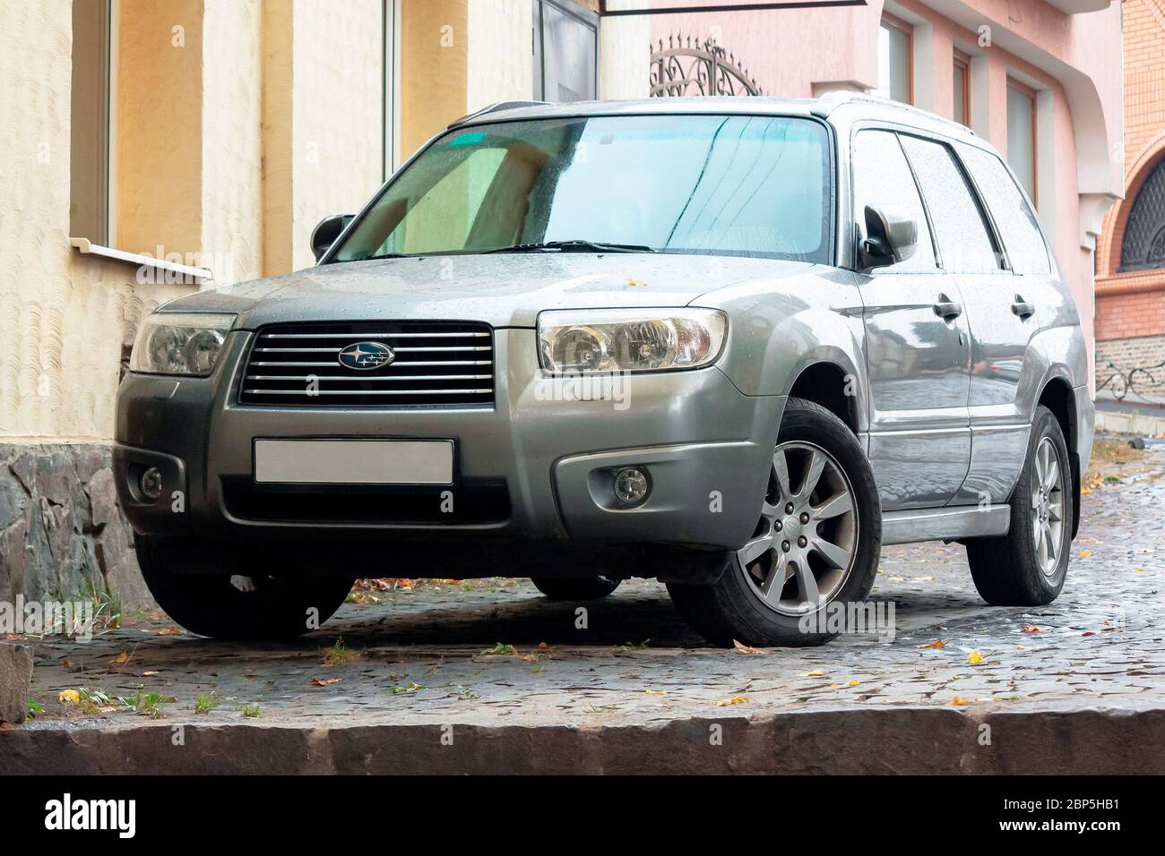 Pavement crossover hi-res stock photography and images - Alamy