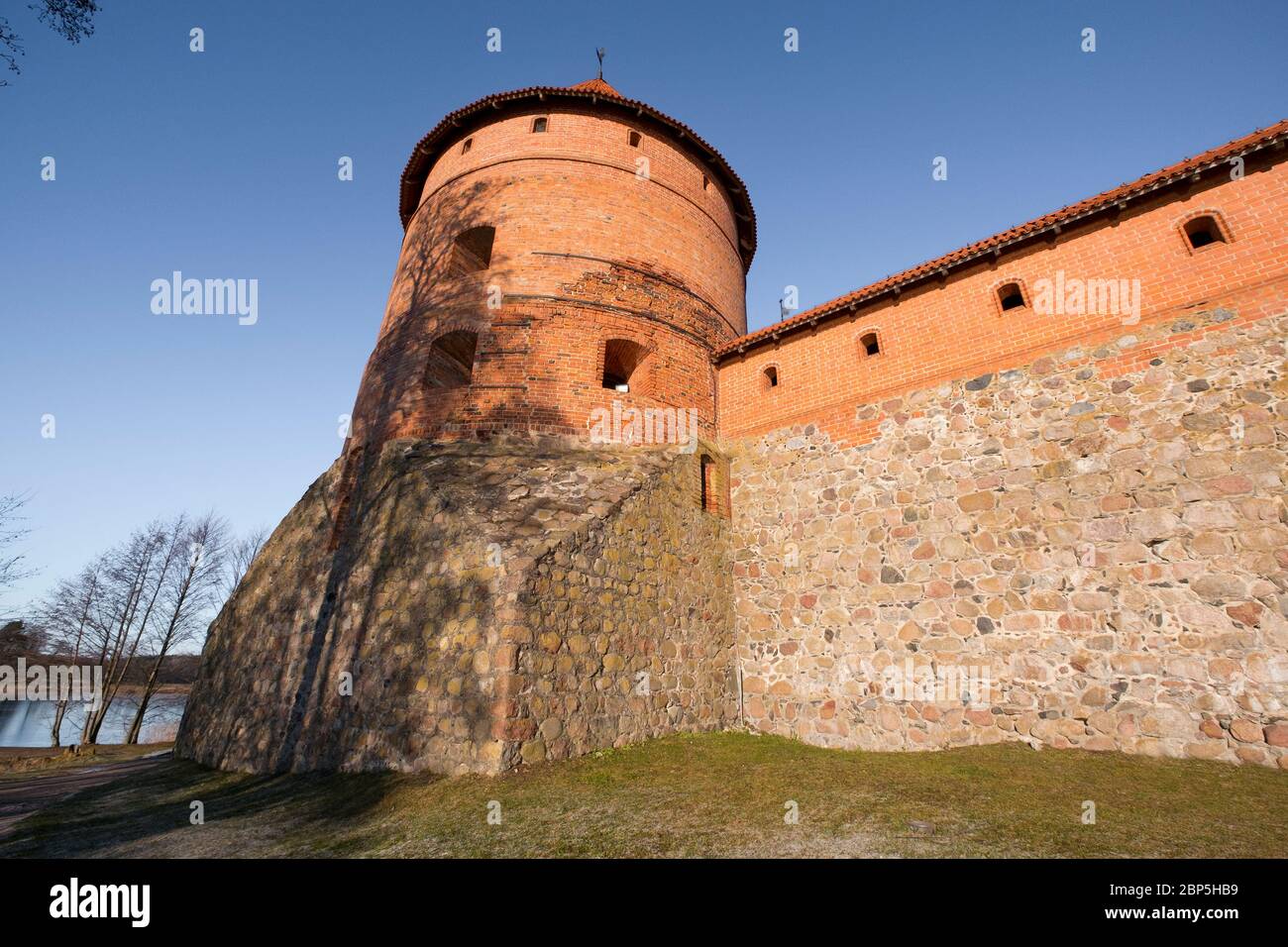 14th century medieval castle on island hi-res stock photography and ...