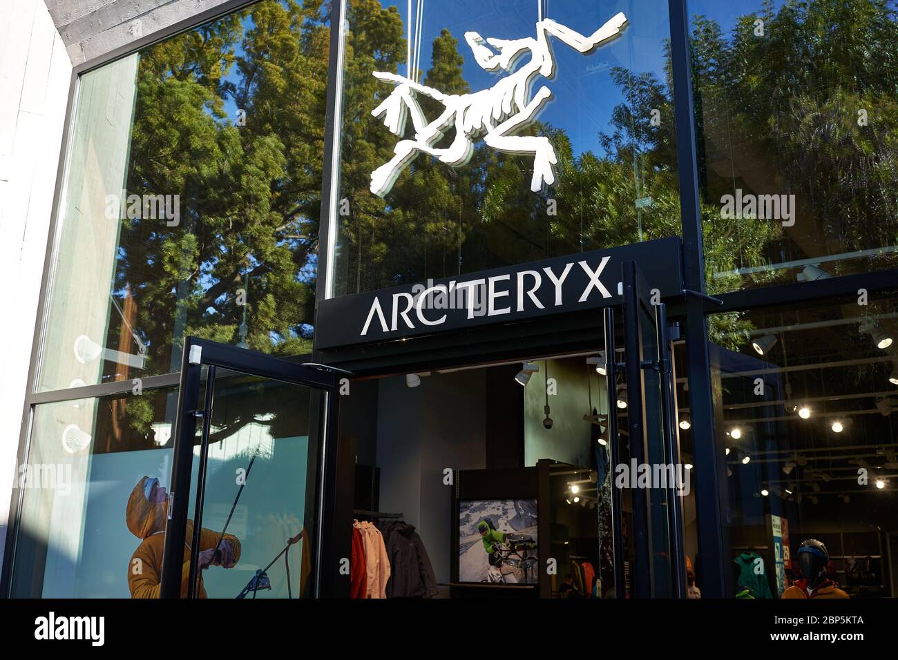 Arcteryx equipment hi-res stock photography and images - Alamy