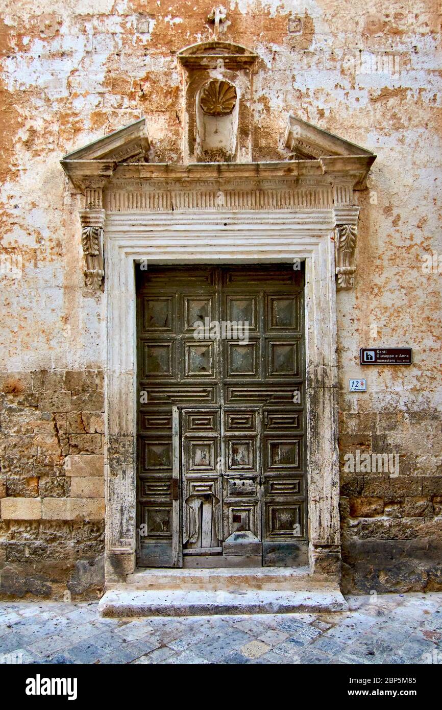 Monastry medieval historical hi-res stock photography and images - Alamy