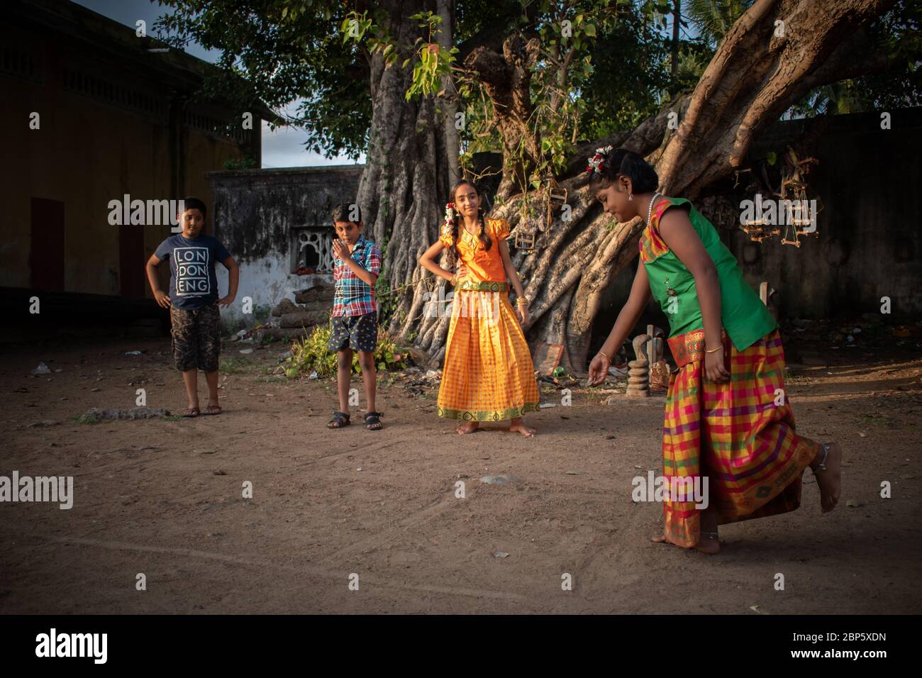 Pandi attam hi-res stock photography and images - Alamy