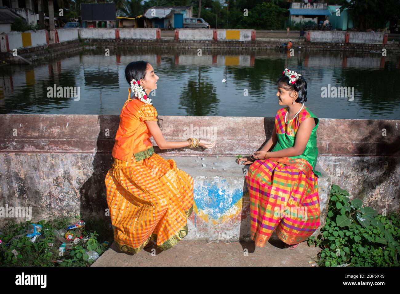 Pandi attam hi-res stock photography and images - Alamy